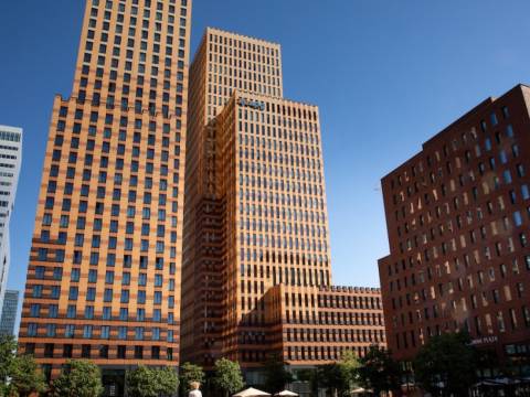 All universities that operate Tinbergen Institute listed in Top 100 ...